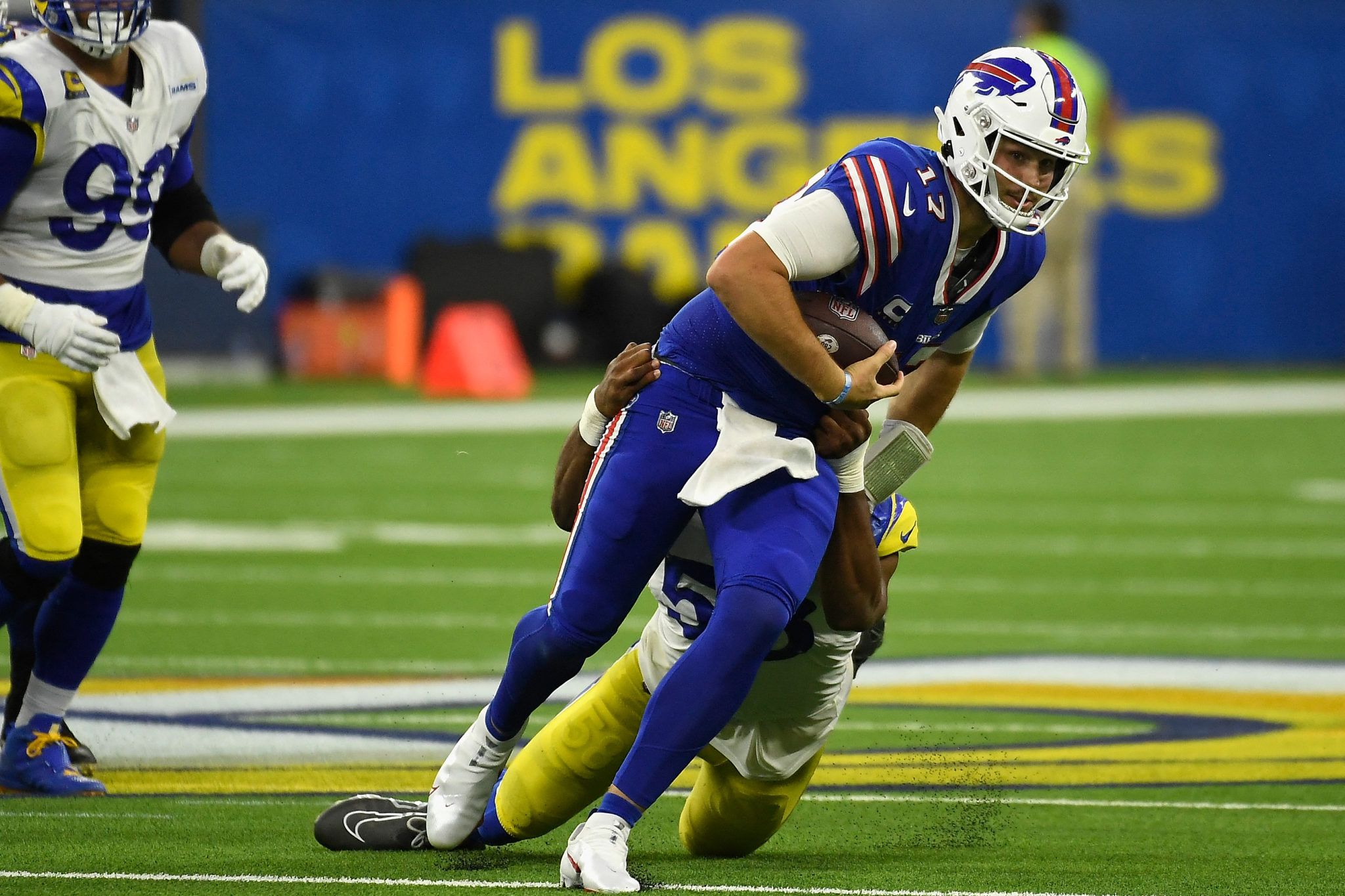 Rwanda signs deal with NFL and NBA teams