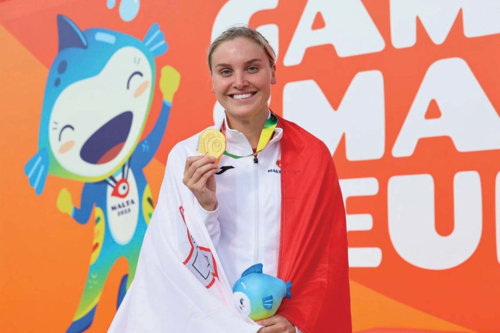 Watch: Bohl delivers another gold as swimmers end with a flurry ...