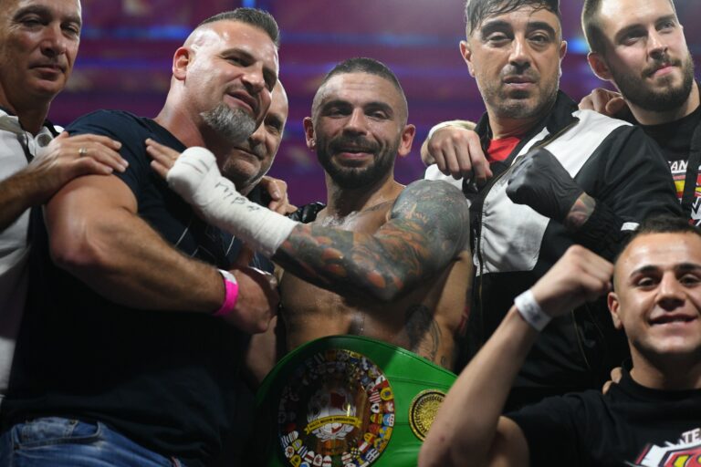 Watch: Steve Martin outlasts Lydon Chircop to win Welterweight title at ...