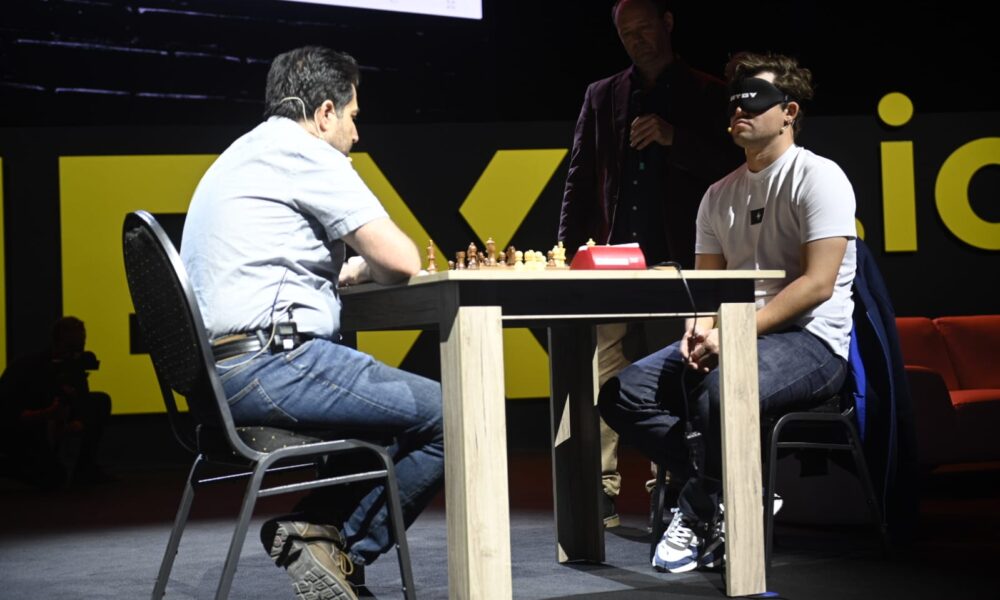 Watch: Sensational Magnus Carlsen stuns with blindfold chess skills against local champ - SportsDesk