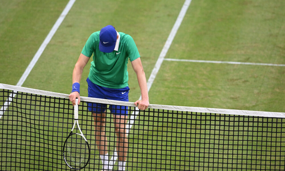 Tennis increases support for players under corruption, doping investigation