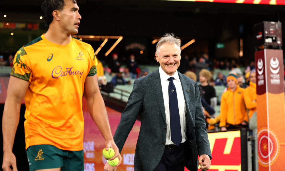 World Rugby boss disappointed in Schmidt questioning player safety push