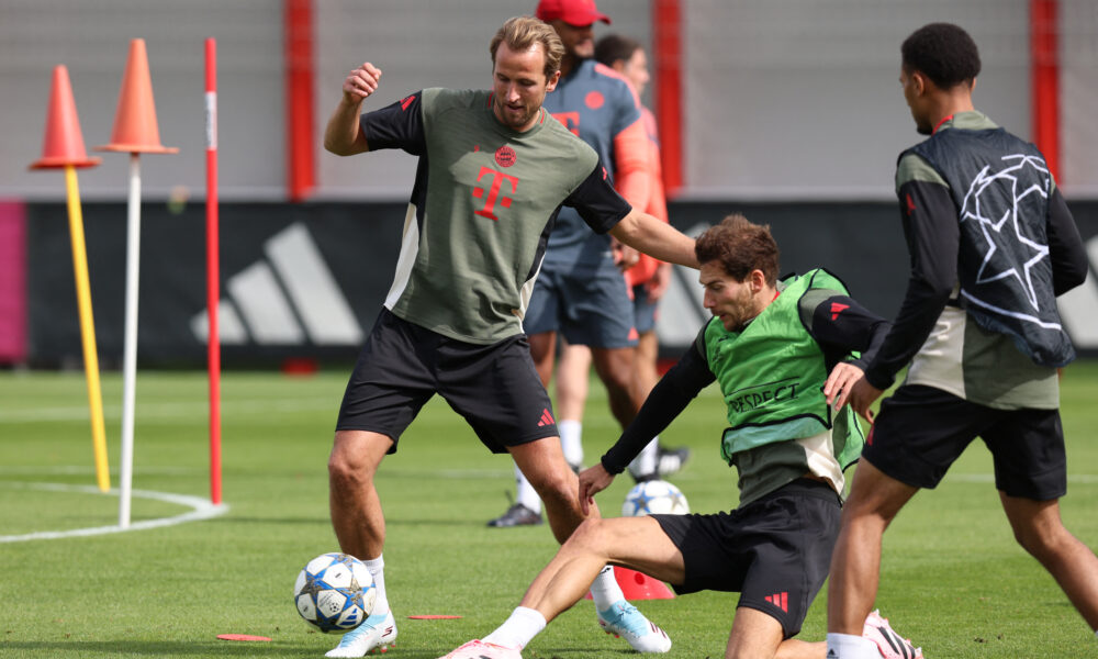 In-form Kane ‘hungry’ as Bayern and Dortmund face off