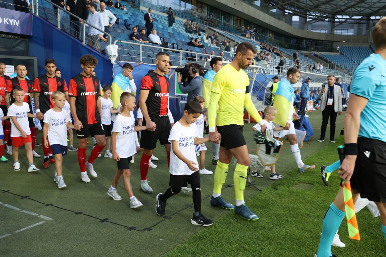 Watch: Ħamrun Spartans fulfil the dream of nine-year-old Sheldon in ...
