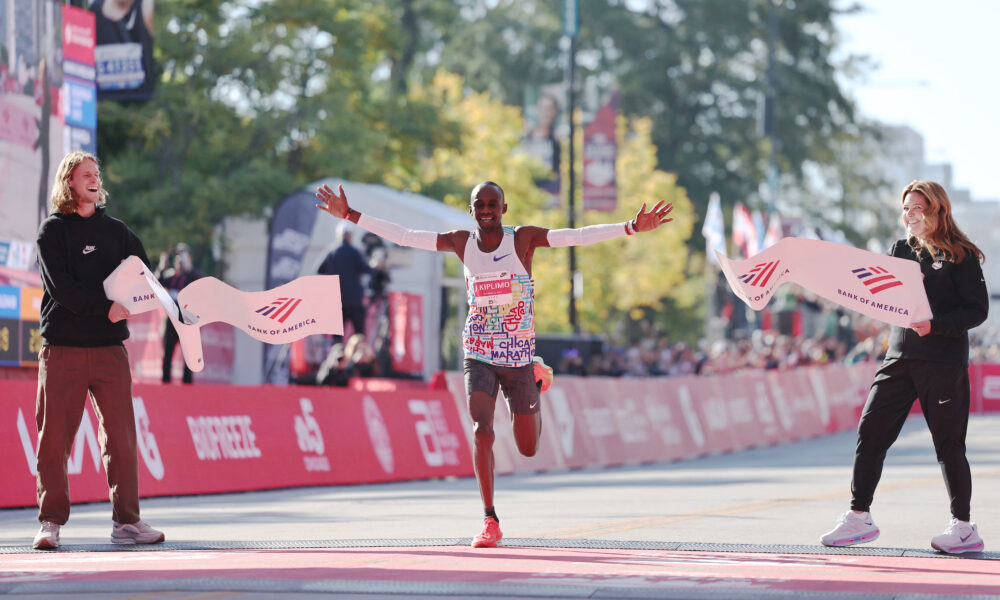 Kiplimo, Feysa power to victory in Chicago Marathon