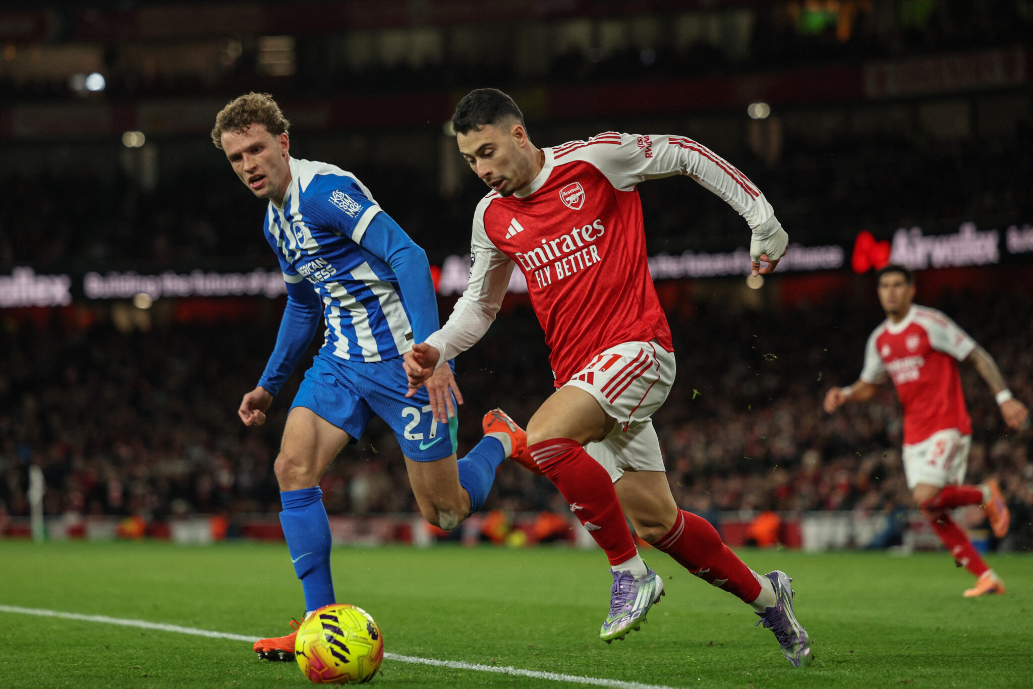 Arsenal hold off surging Manchester City, Wirtz breaks Liverpool duck