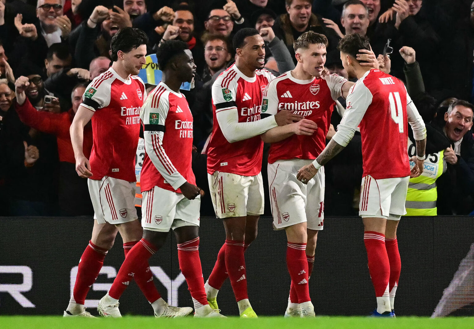 Arsenal beat Rosenior’s Chelsea in League Cup semi first leg