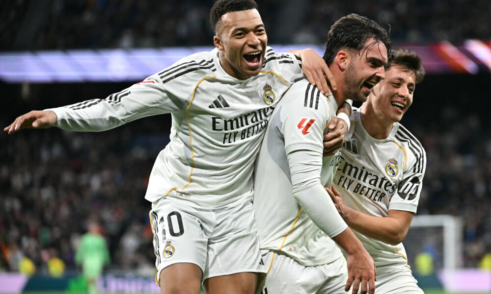 Real Madrid overcome Bernabeu boos to record Arbeloa’s first win